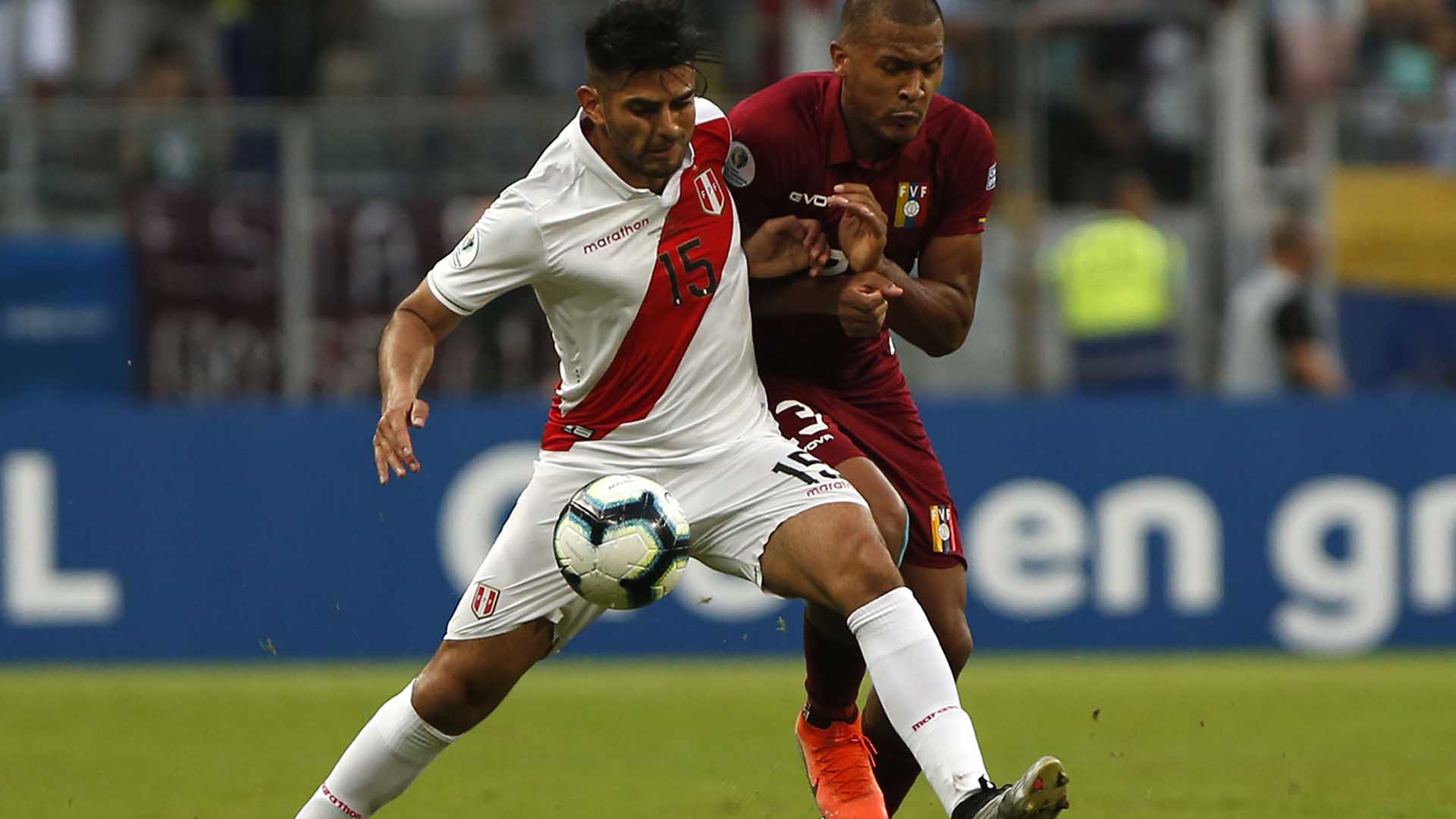 Selección peruana: Carlos Zambrano desea jugar en Alianza Lima pero ...