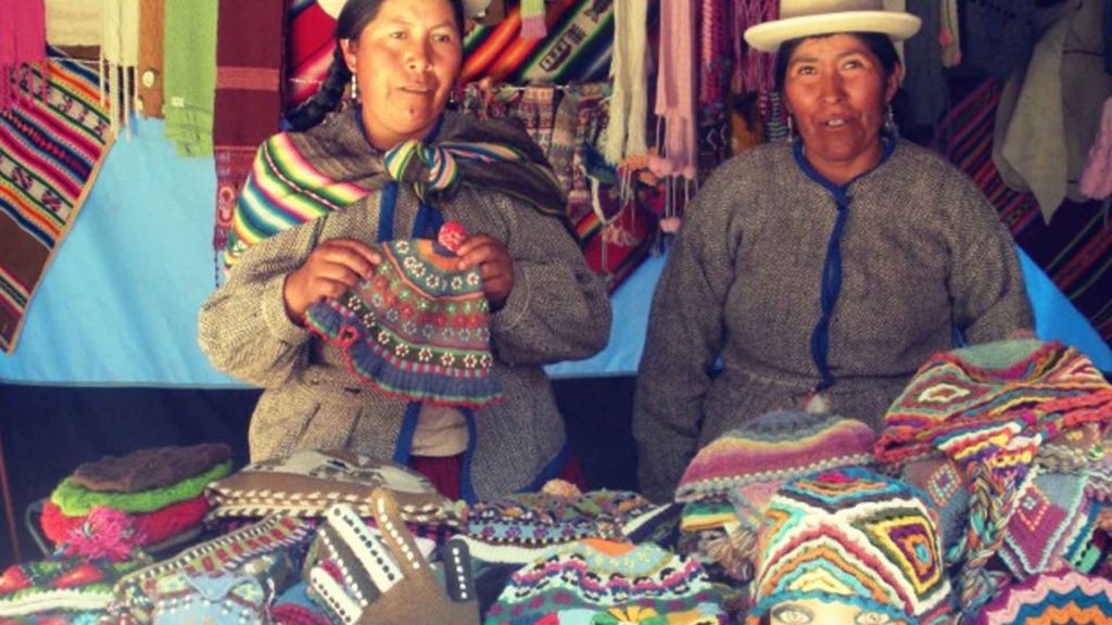 Puno: Artesanos textiles preocupados por el reinicio de sus actividades ...