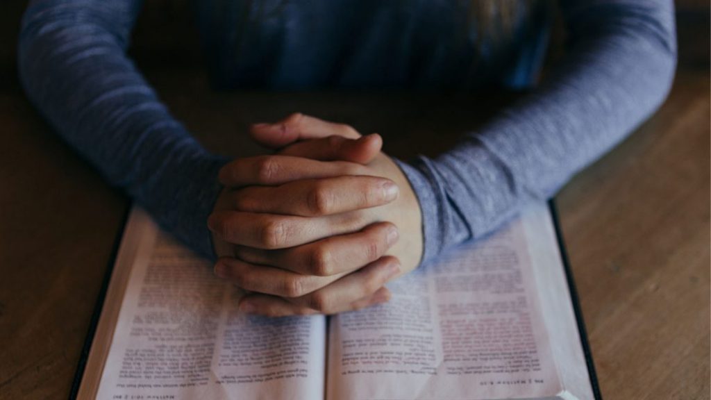 En la misa del domingo, el obispo de Puno reflexionó sobre el rezo del ...