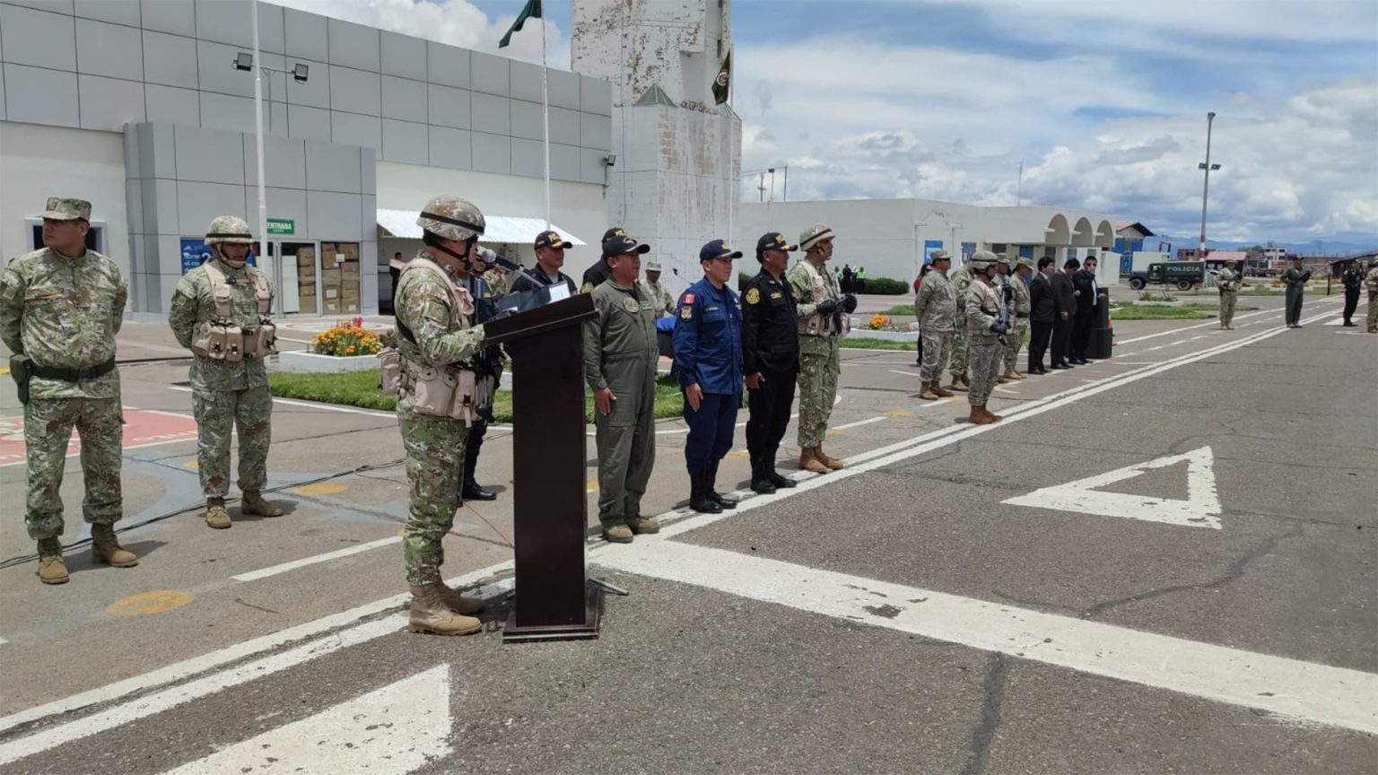 Juliaca: Realizaron ceremonia de reconocimiento a Comando Unificado ...