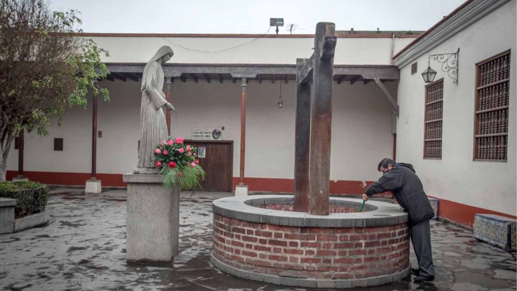 Destacan la labor de Isabel Flores de Oliva, conocida como Santa Rosa ...