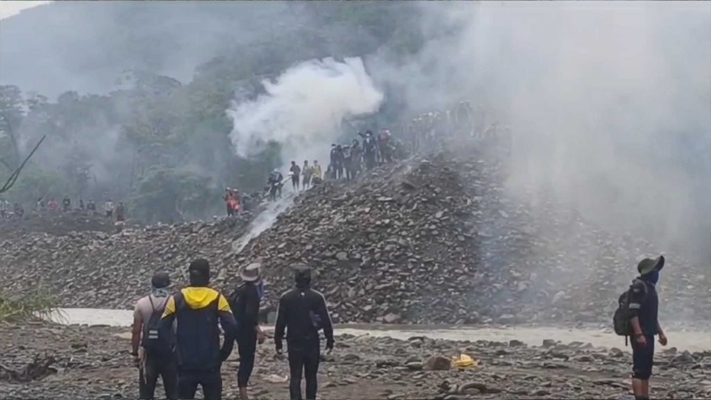 ¡Heridos, desaparecidos, emboscadas y dinamitas! Continúan conflictos ...