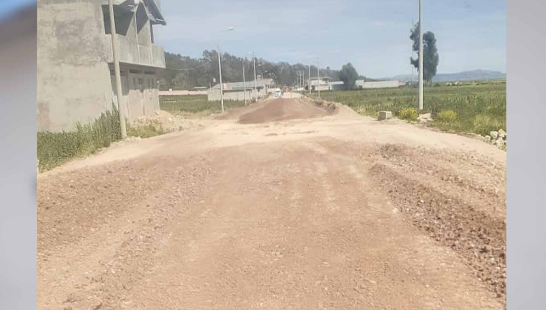 La obra de la carretera de Jayu Jayu – zona lago a Putini a la fecha ...
