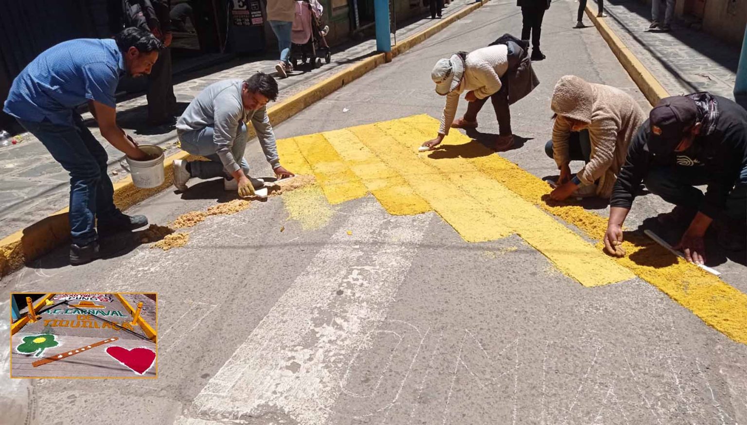 Diferentes conjuntos autóctonos prepararon diversas alfombras por el ...